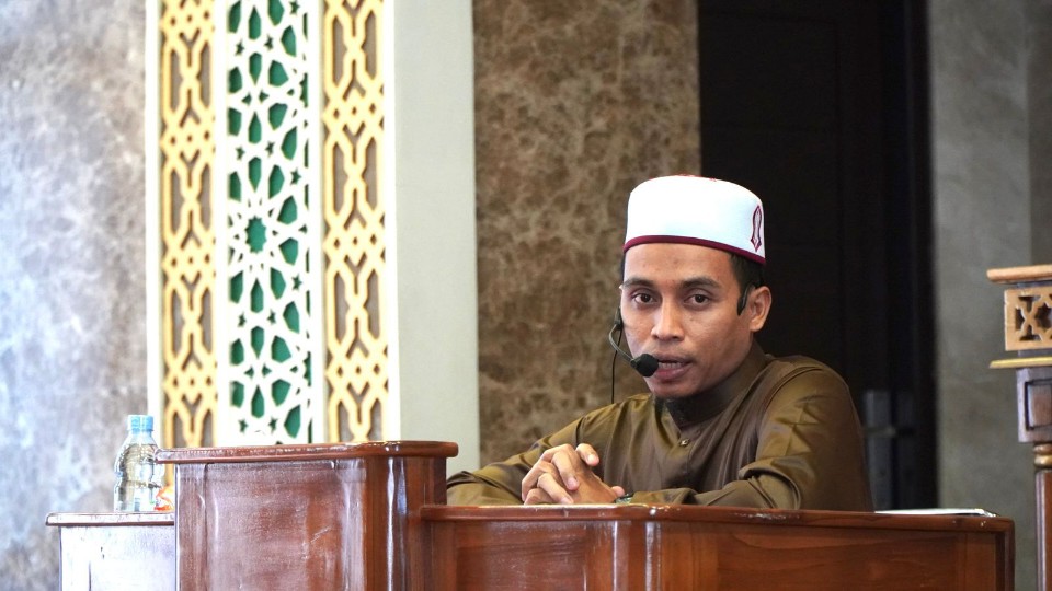 Pengajian Rutin Kejaksaan Tinggi Riau Oleh Ustadz Syeikh Maulana Husen ...